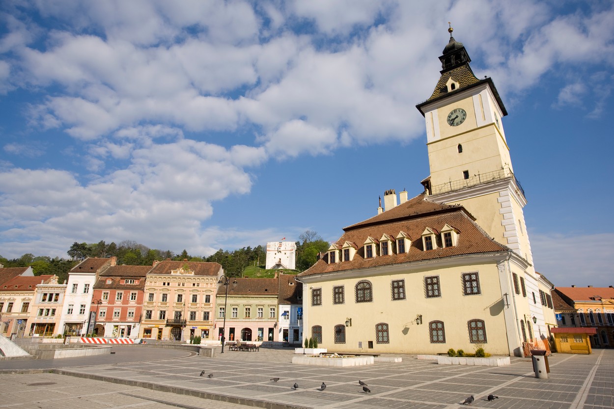 Brașov, sătul de primari care nu au legătură cu turismul. Ce model ar ...