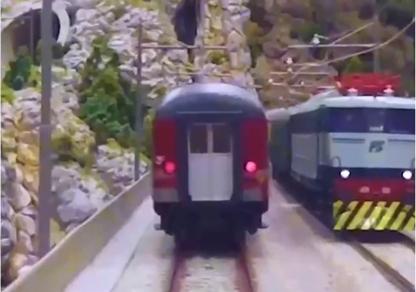 Guinness Book anunţă un nou record: Macheta cu cel mai mare set de ...