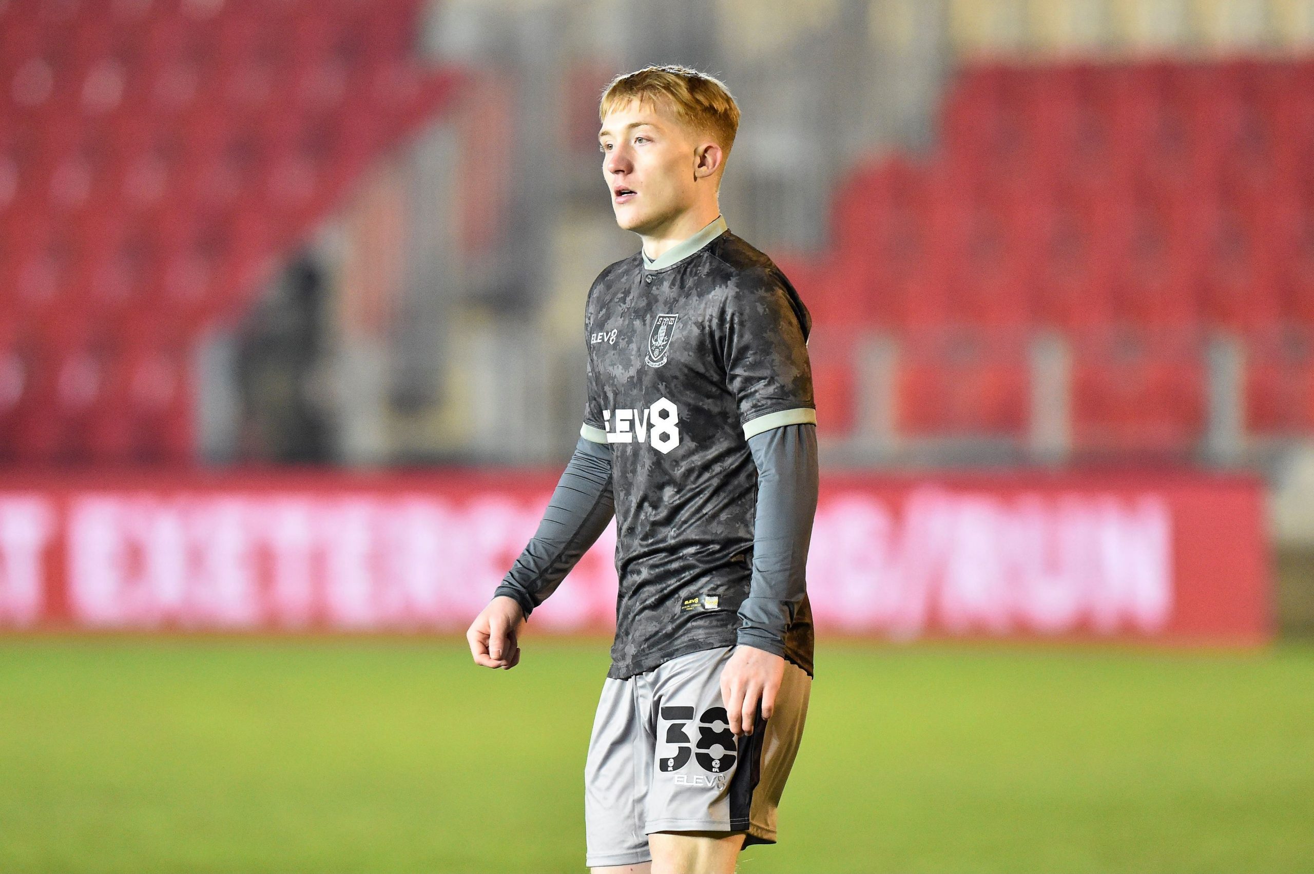 Povestea lui Declan Thompson: a stat în scaunul cu rotile, iar acum a ...