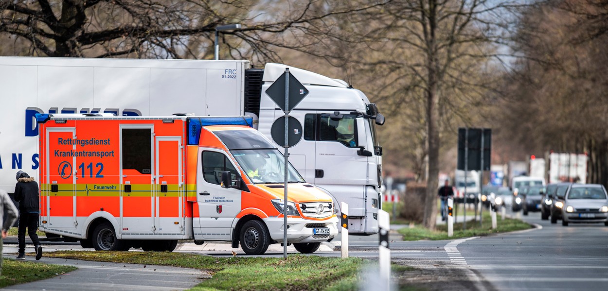 Român, ucis de un conațional într-un abator din Germania. Crima ar fi ... Român, ucis de un conațional într-un abator din Germania. Crima ar fi ...