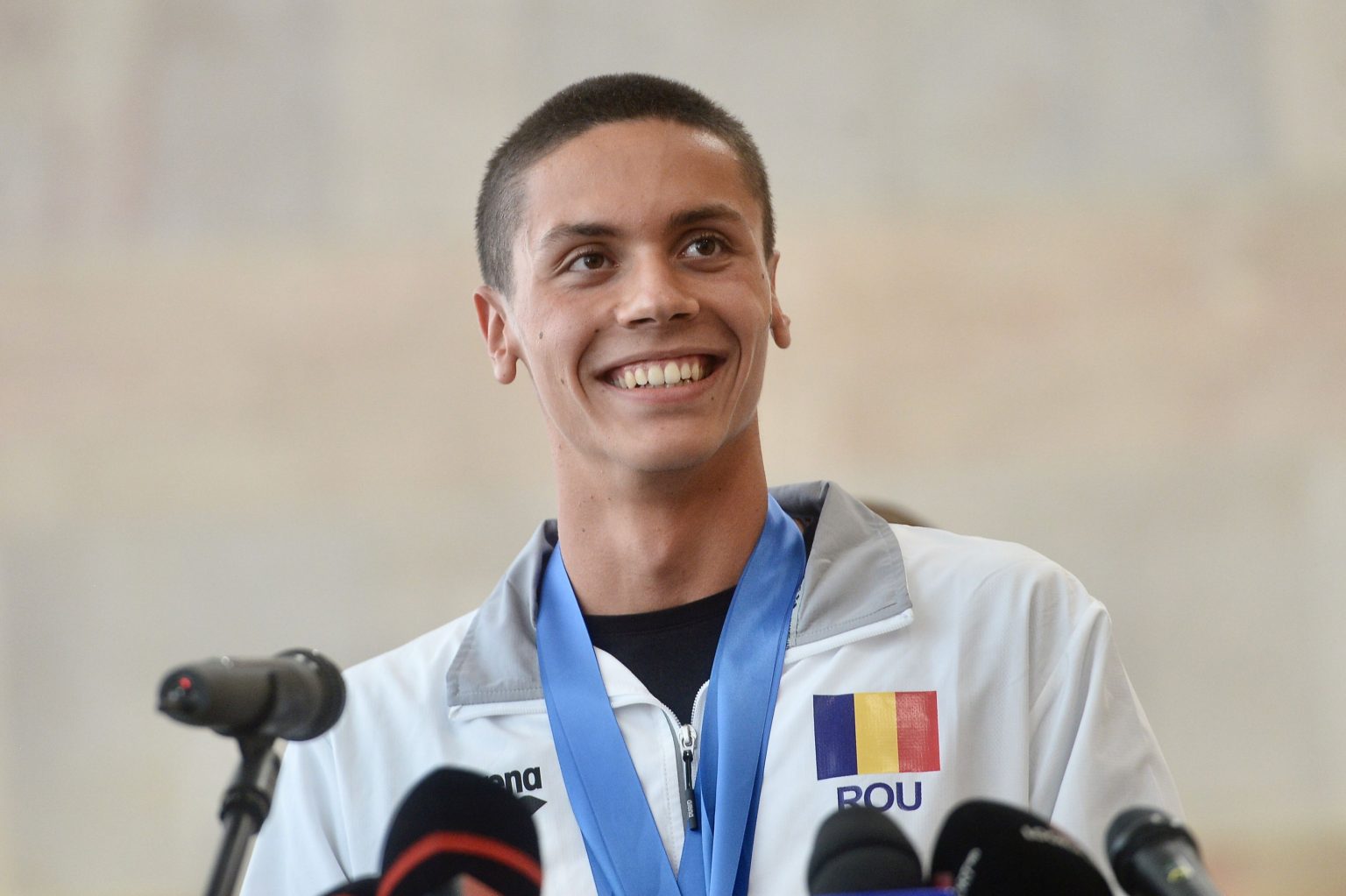 David Popovici a câştigat o altă medalie de aur la Campionatul European de Înot – Stiri de Sibiu