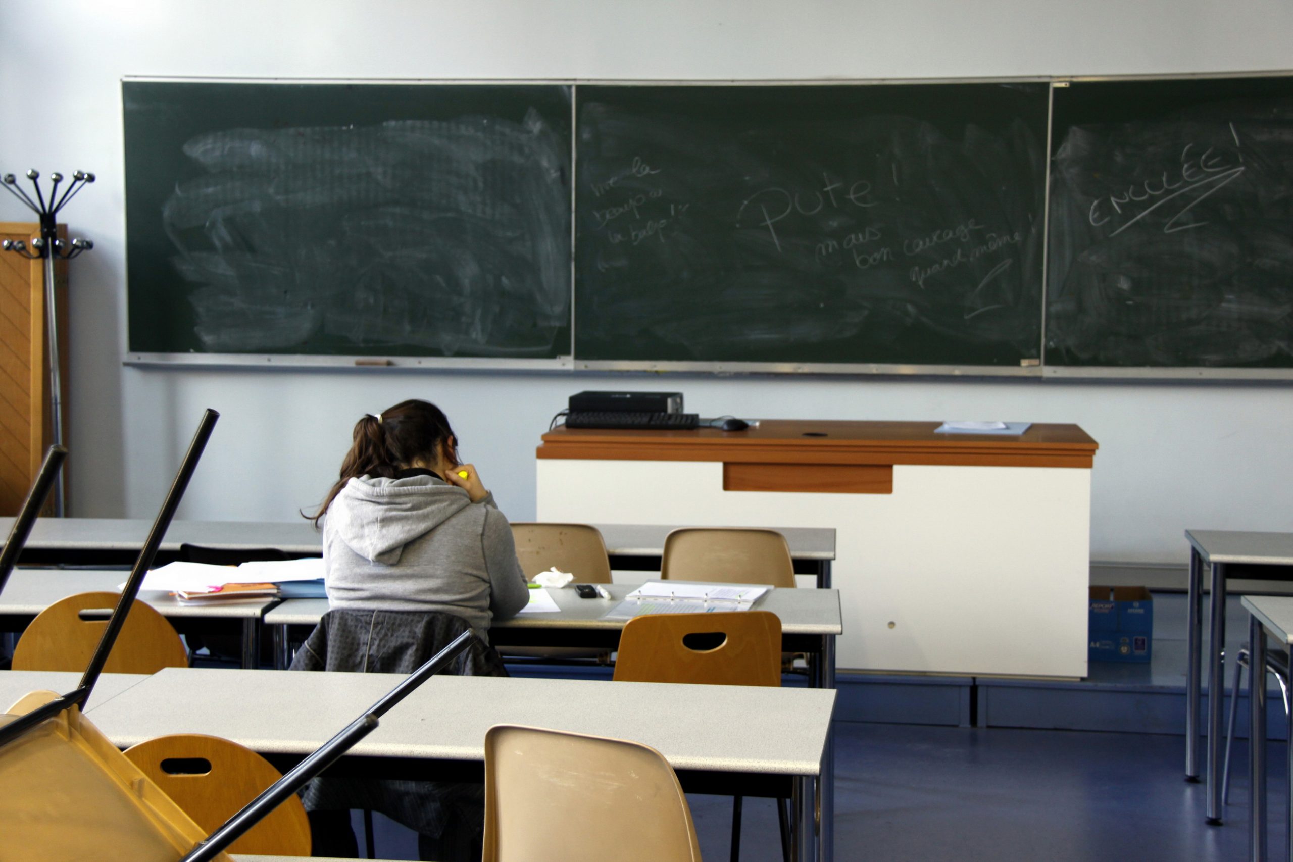 21 de școli și grădinițe din România sunt în categoria de risc maxim la ...