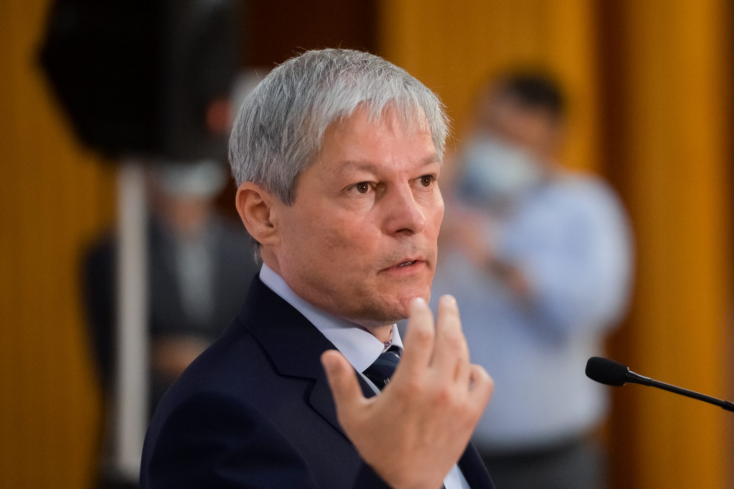 Cioloș, despre aderarea la Schengen: „Nu poţi duce România în Schengen ...