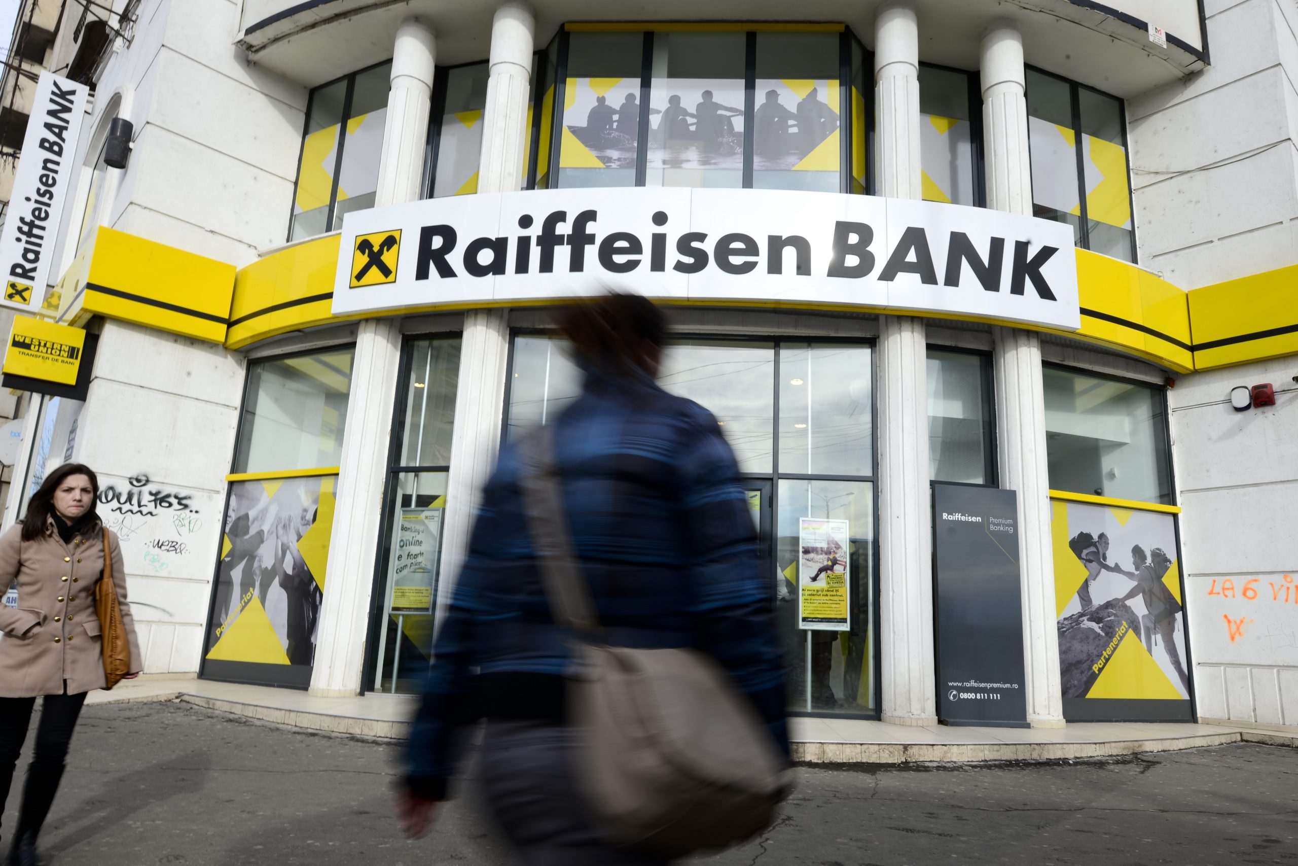Raiffeisen Bank Majoreaz Dob nzile La Depozitele n Lei Pentru Popula ie Raiffeisen Bank Majoreaz Dob nzile La Depozitele n Lei Pentru Popula ie