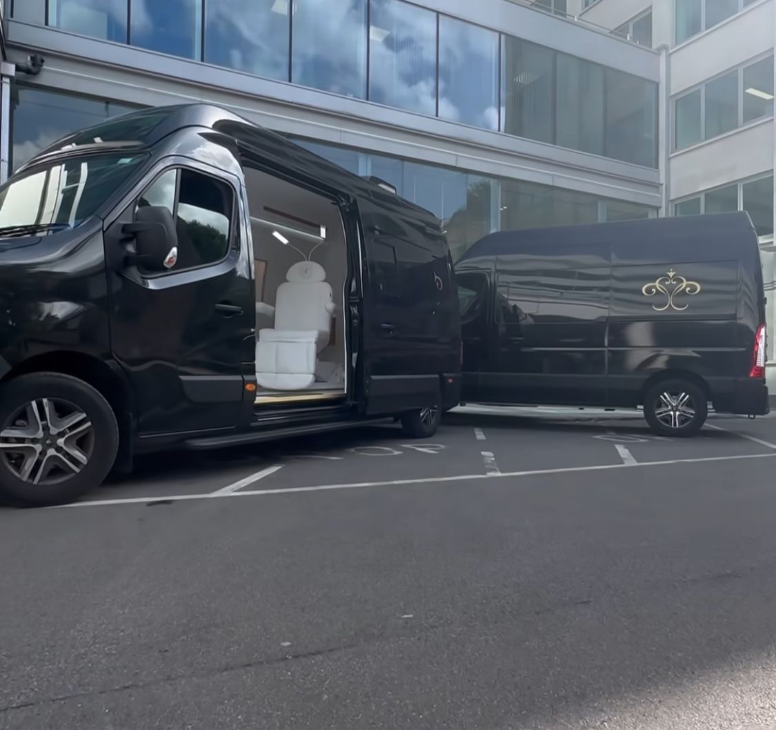 VIDEO. Richard Devine, medicul care îți aduce spitalul într-o dubiță ...