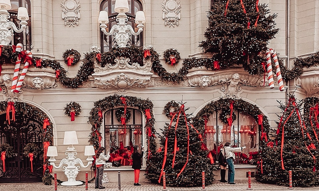 Cele mai instagramabile locații de Crăciun din București. Casa Mița ...