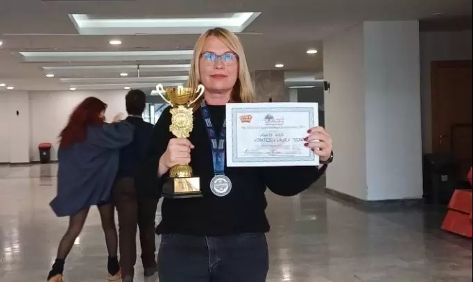 Cât de rapid poți să citești? Campioana la citit este româncă