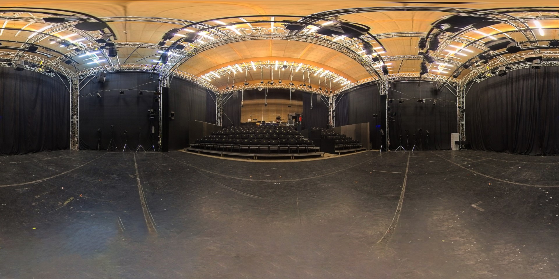 Sala de spectacol din Teatrul Cub din Iași ar putea fi transformată în ...