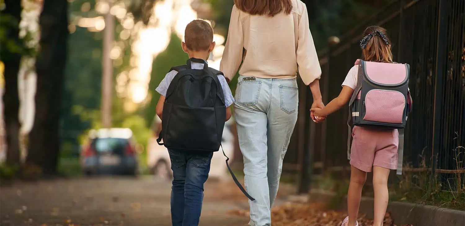 1,5 milioane de elevi nu știu dacă mâine încep școala. Adrian ...